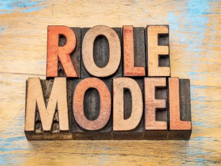 Why Elon Musk is a Good Role Model – ProVsCons